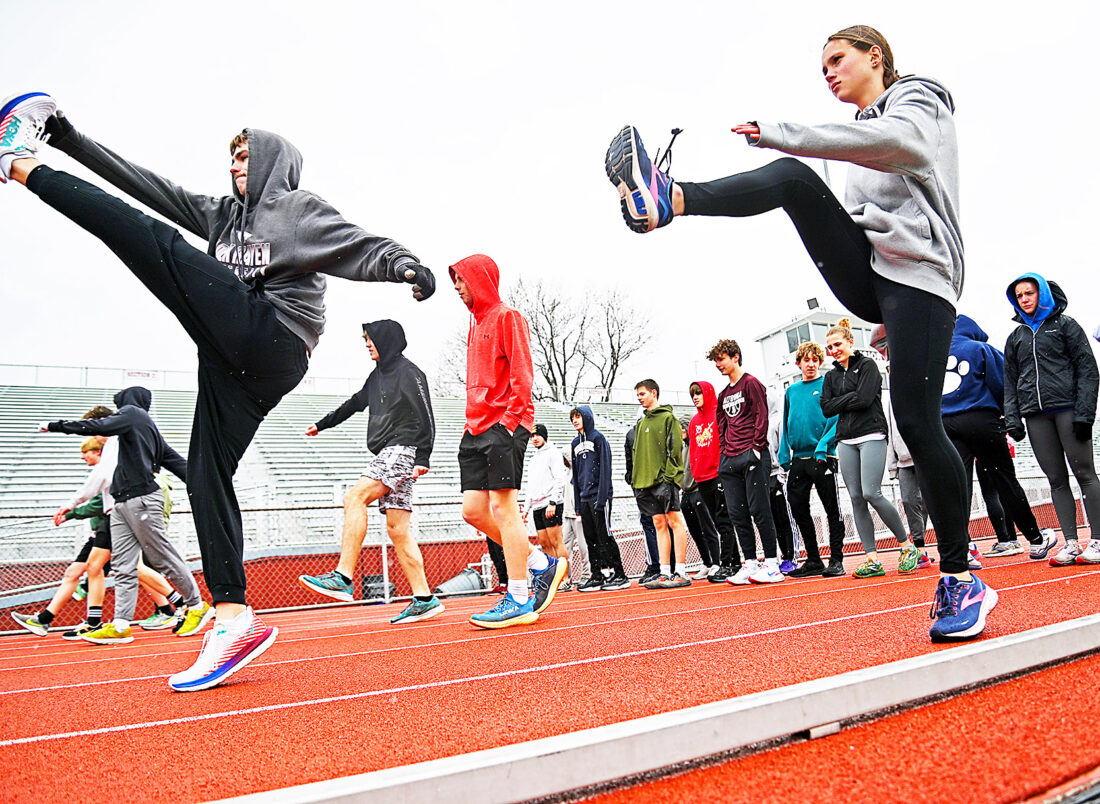 Kick line | News, Sports, Jobs - Altoona Mirror